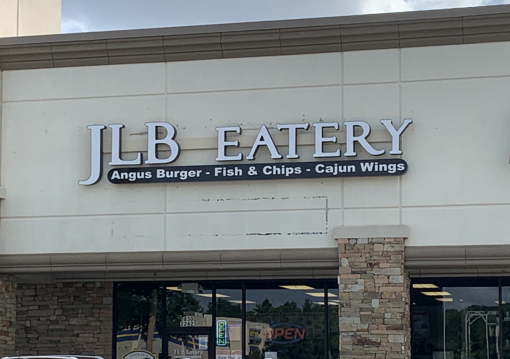 HOT SPOT OF THE WEEK! JLB Eatery - North Houston Suburbs